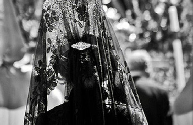 Abbigliamento tradizionale: la mantilla spagnola - Tierra