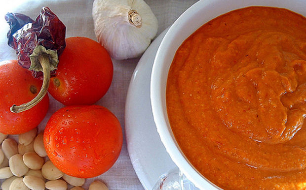 Salsa Romesco, la ricetta per prepararla - Tierra